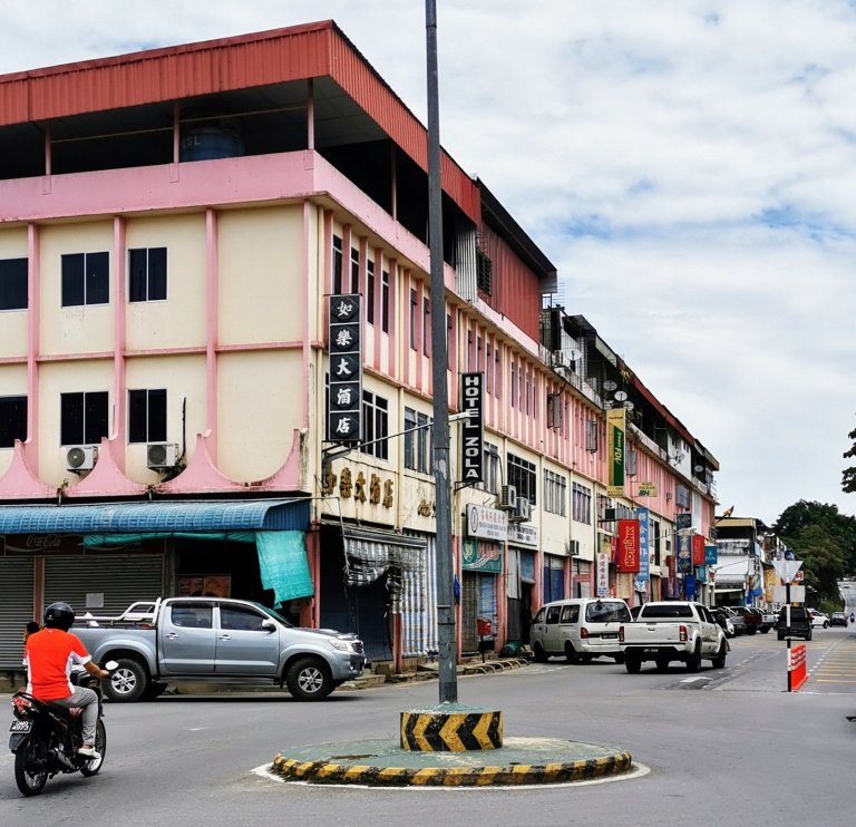 Exloring Marudi Town – Dayak Wanderer